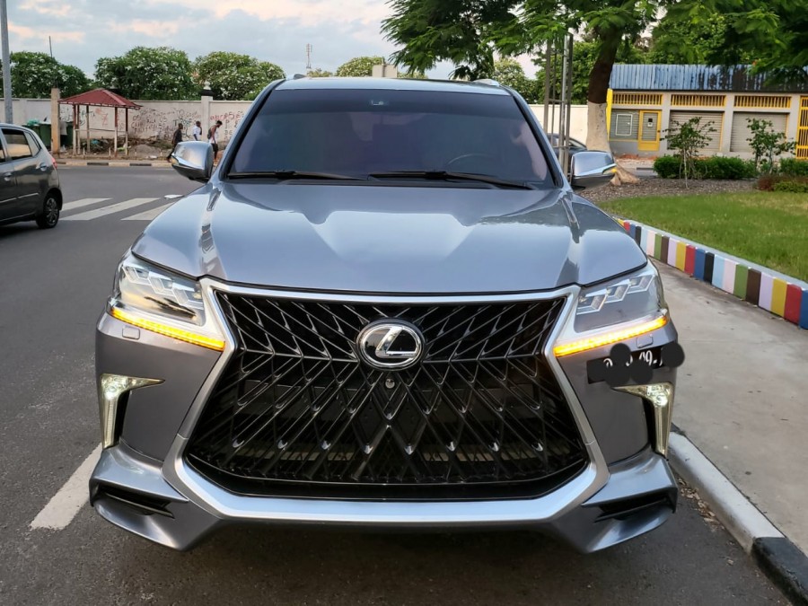 Lexus LX 570 2020 (Gasolina) - Angocarro