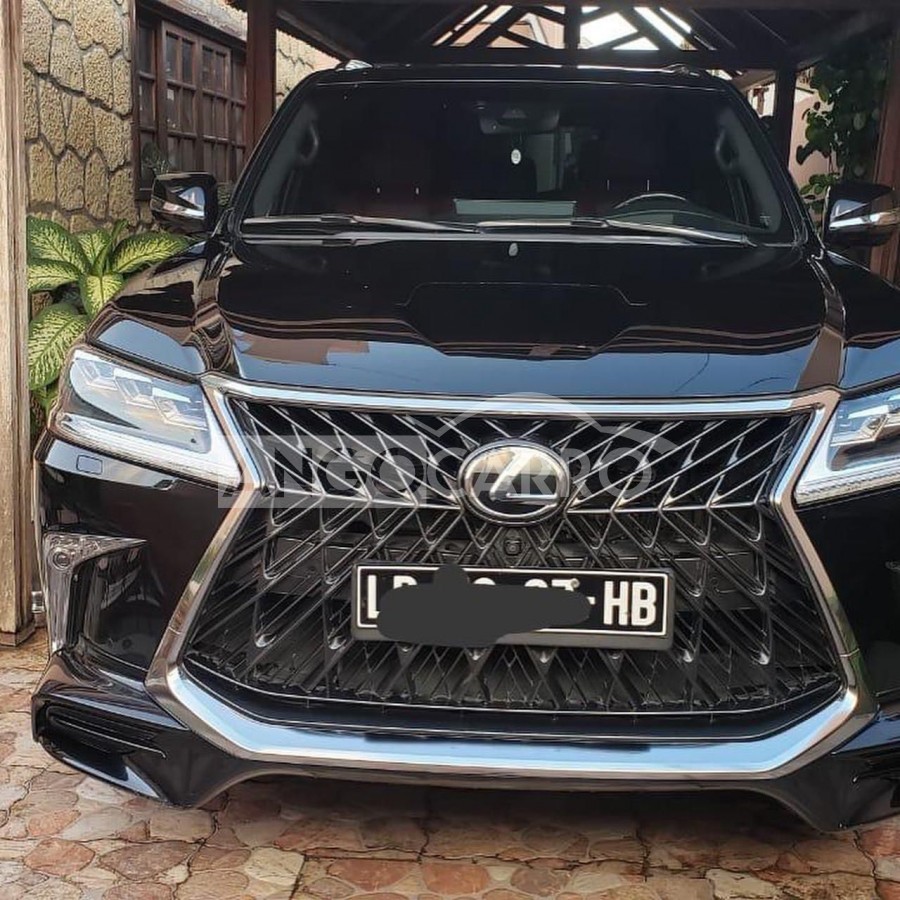 Lexus LX 570 2020 (Gasolina) - Angocarro