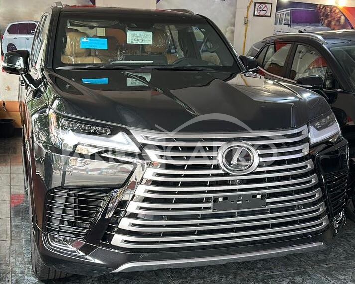 Lexus LX 2023 (Gasolina) - Angocarro