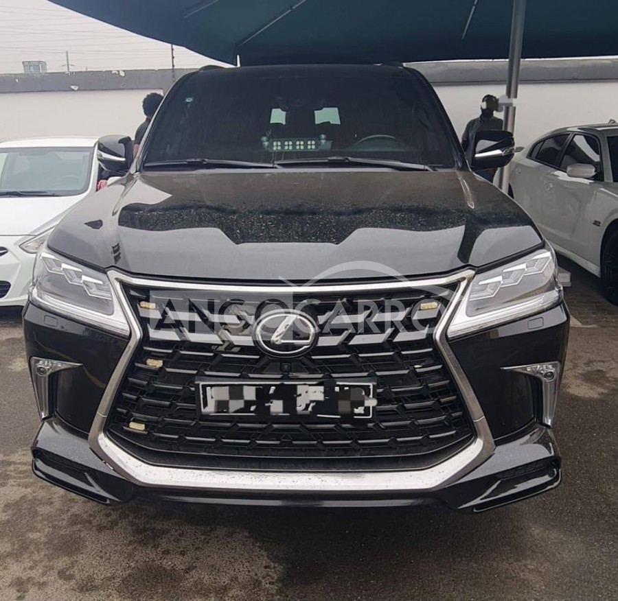 Lexus LX 570 2023 (Gasolina) - Angocarro