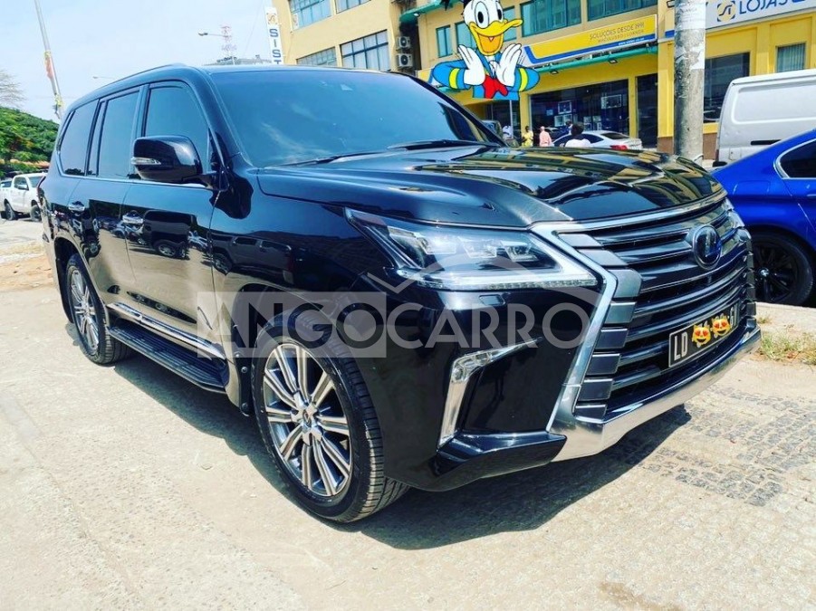 Lexus LX 570 2016 (Gasolina) - Angocarro