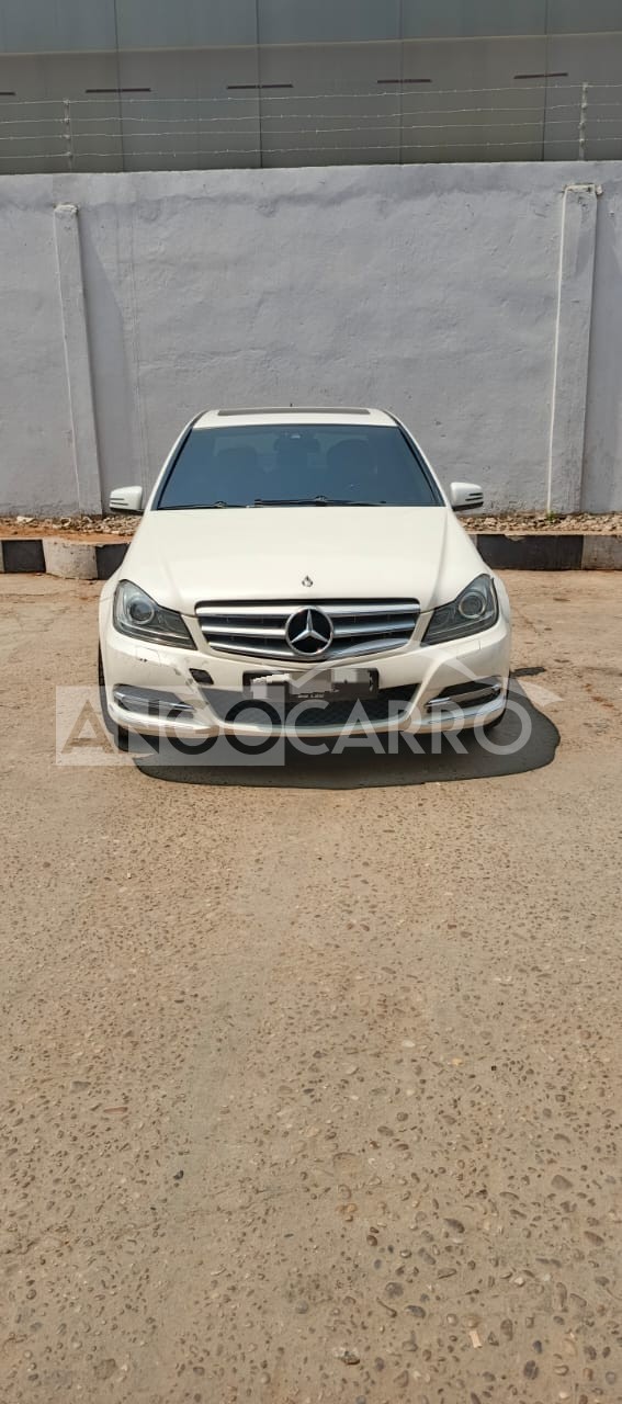 Mercedes C200 2016 (Gasolina) - Angocarro