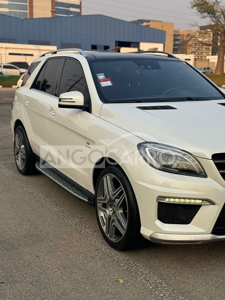 Mercedes Classe ML 2015 (Gasolina) - Angocarro
