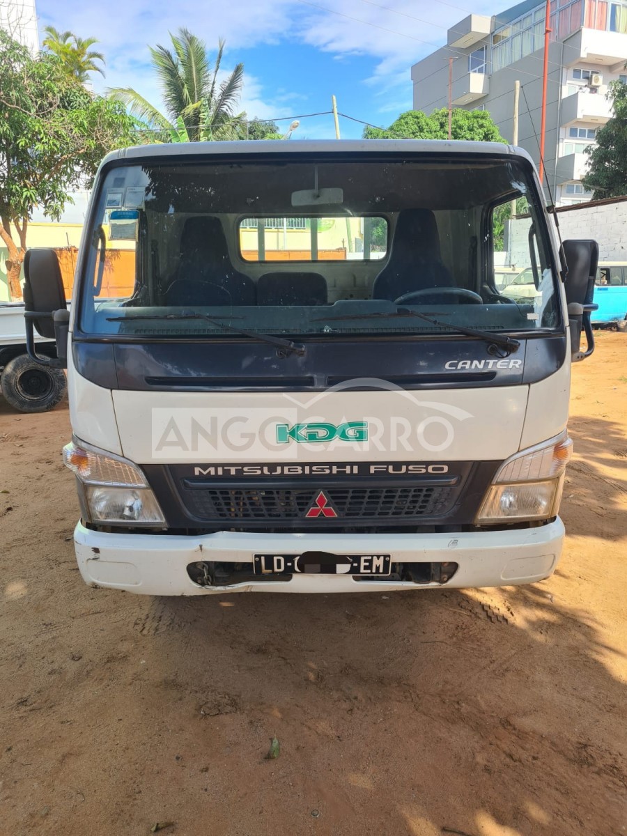 Mitsubishi Canter 2010 (Diesel) - Angocarro