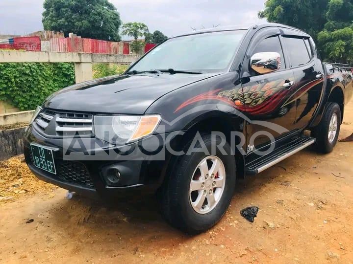 Mitsubishi L200 2012 (Diesel) - Angocarro