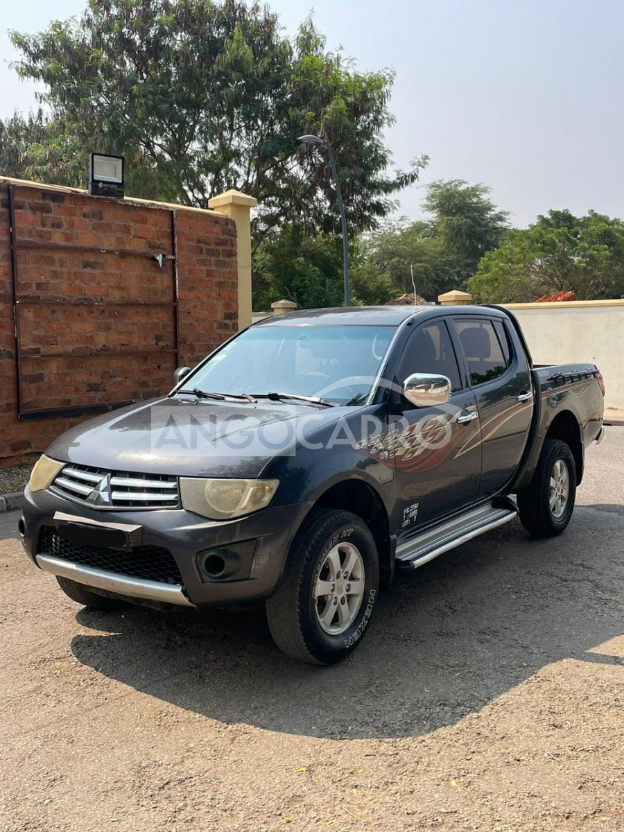 Mitsubishi L200 2012 (Diesel) - Angocarro