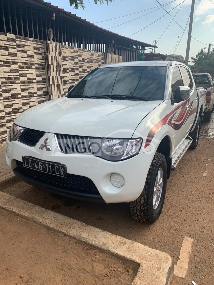 Mitsubishi L200 2016 (Diesel) - Angocarro