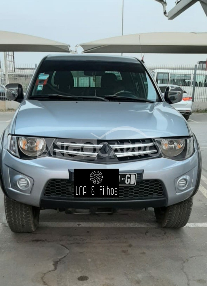 Mitsubishi L200 2016 (Diesel) - Angocarro