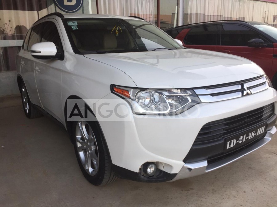 Mitsubishi Outlander 2016 (Gasolina) - Angocarro