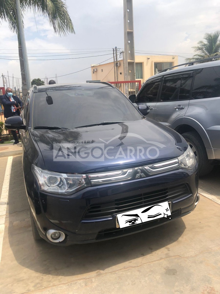 Mitsubishi Outlander 2016 (Gasolina) - Angocarro