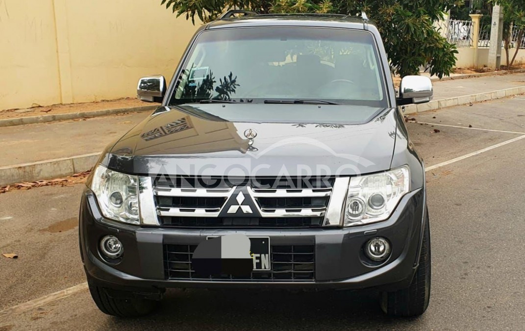 Mitsubishi Pajero 2014 (Gasolina) - Angocarro