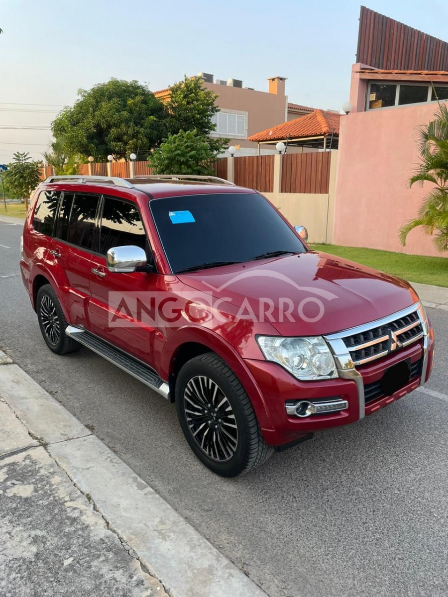 Mitsubishi Pajero 2019 (Gasolina) - Angocarro