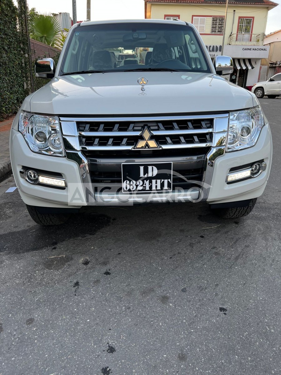 Mitsubishi Pajero 2020 (Gasolina) - Angocarro