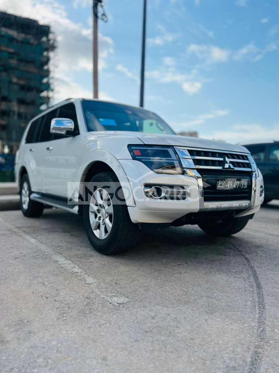 Mitsubishi Pajero 2020 (Gasolina) - Angocarro