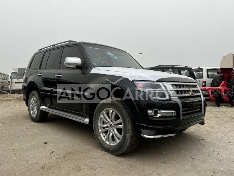 Mitsubishi Pajero 2020 (Gasolina) - Angocarro
