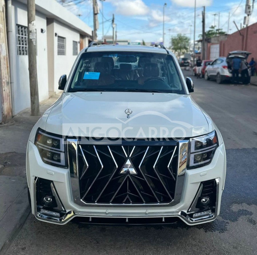 Mitsubishi Pajero 2020 (Gasolina) - Angocarro