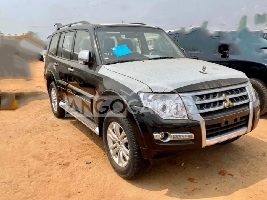 Mitsubishi Pajero 2020 (Gasolina) - Angocarro