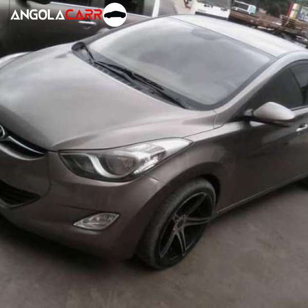 Hyundai Elantra - Angocarro