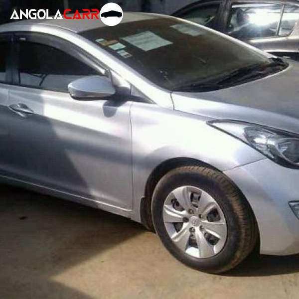 Hyundai Elantra - Angocarro