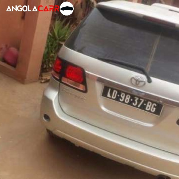 Toyota Fortuner - Angocarro