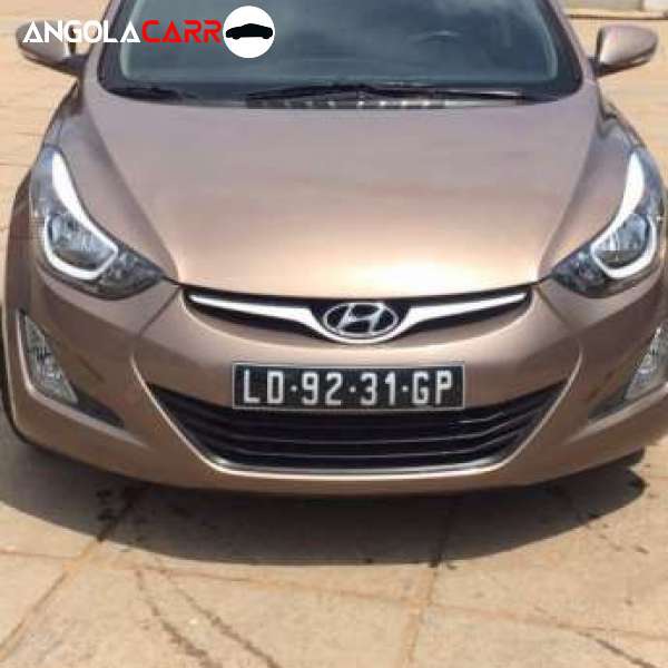 Hyundai Elantra - Angocarro