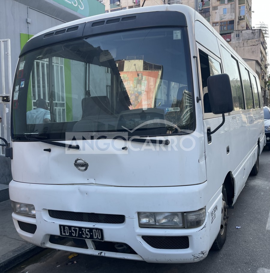 Nissan Civilian Bus 2012 (Diesel) - Angocarro