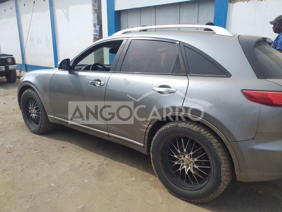 Nissan Infinity Q45 2008 (Gasolina) - Angocarro