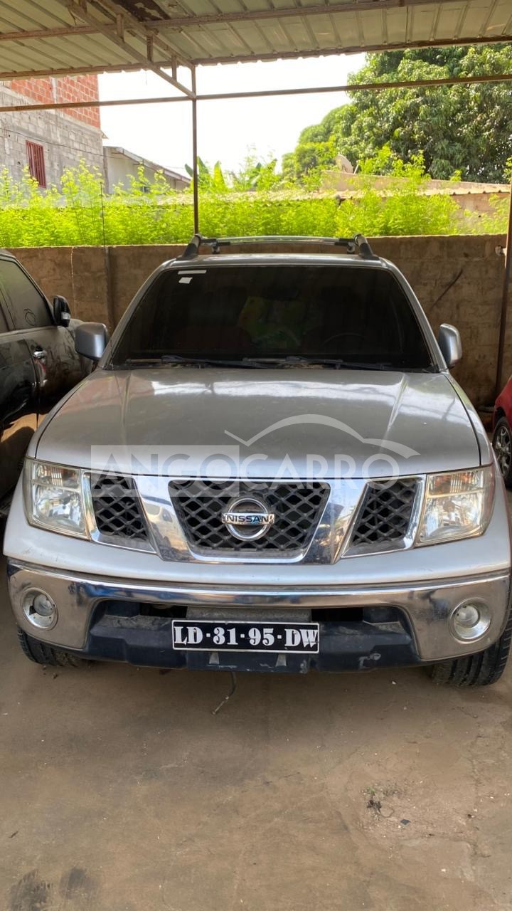 Nissan Navara 2012 (Gasolina) - Angocarro