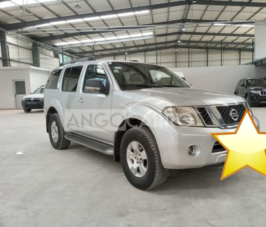 Nissan Pathfinder 2012 (Diesel) - Angocarro
