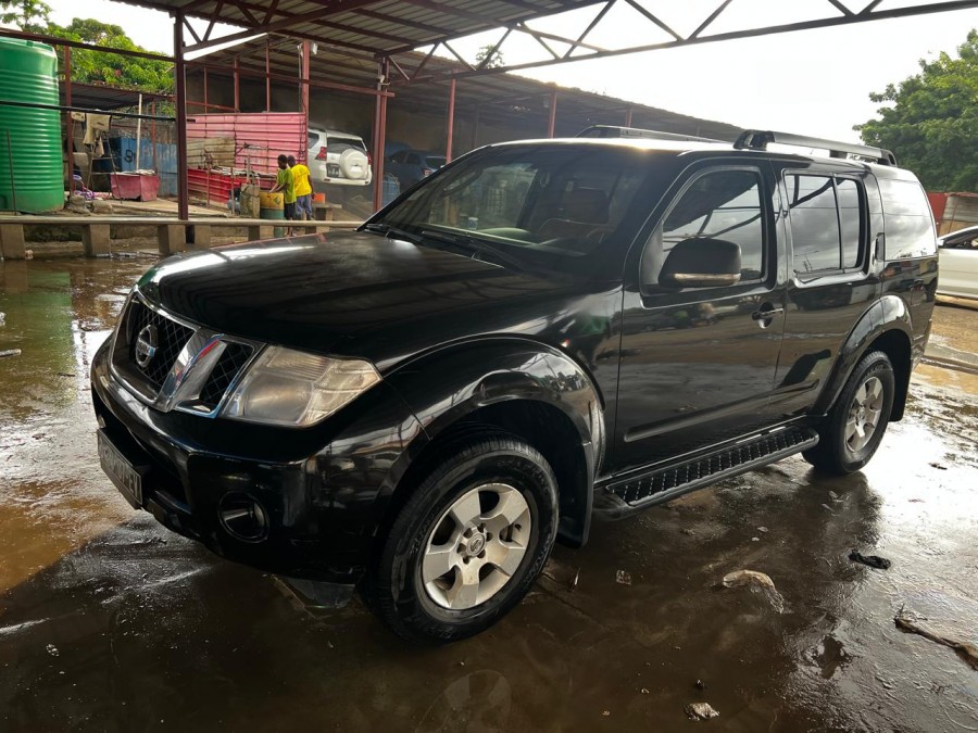 Nissan Pathfinder 2012 (Diesel) - Angocarro