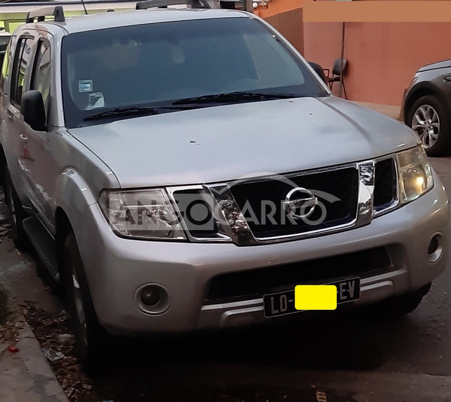Nissan Pathfinder 2012 (Diesel) - Angocarro
