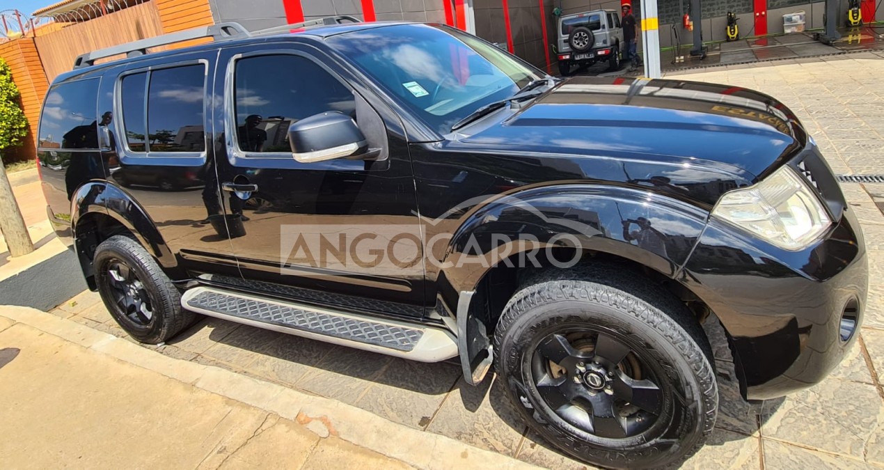 Nissan Pathfinder 2014 (Diesel) - Angocarro