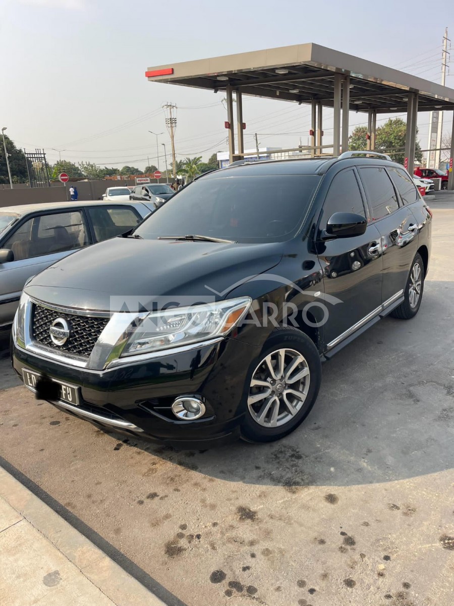 Nissan Pathfinder 2015 (Gasolina) - Angocarro