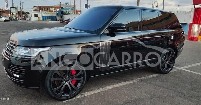 Land-Rover Range Rover Vogue 2017 (Gasolina) - Angocarro