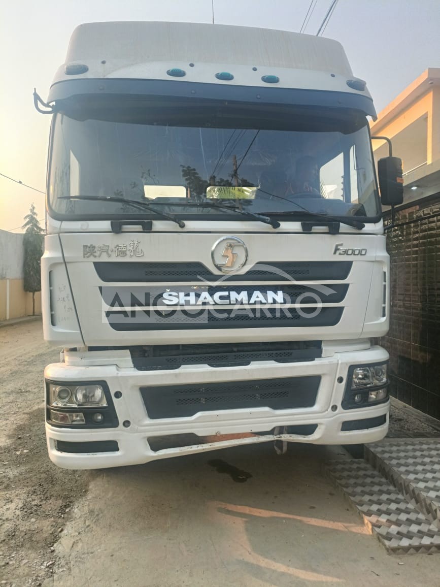 Shacman F3000 2016 (Diesel) - Angocarro