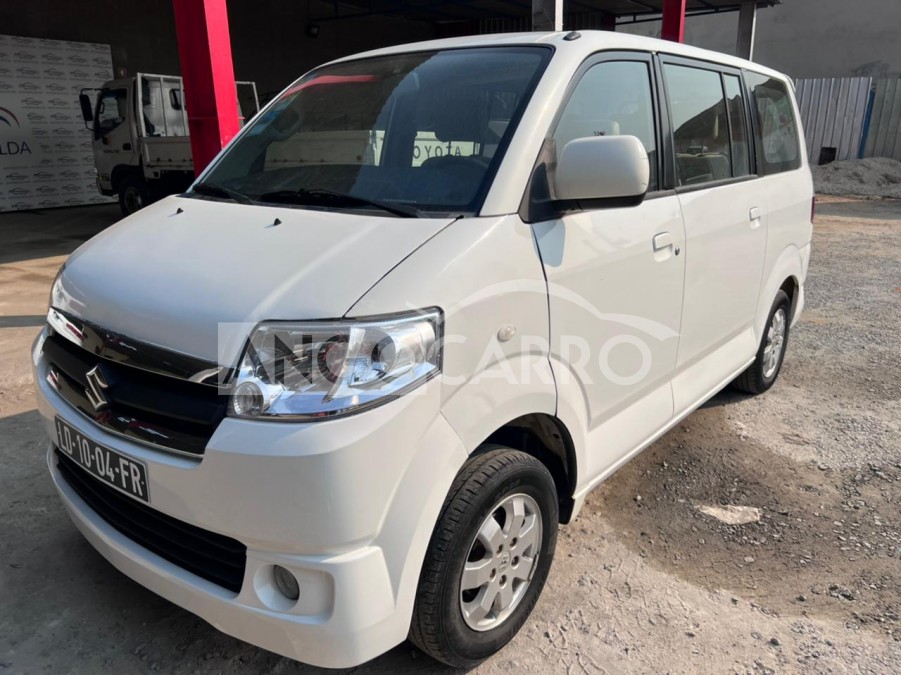 Suzuki APV 2015 (Gasolina) - Angocarro