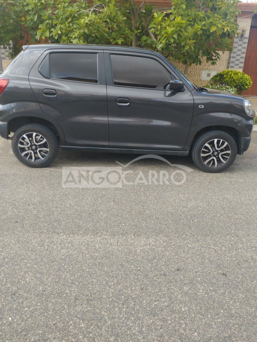Suzuki S-Presso 2023 (Gasolina) - Angocarro