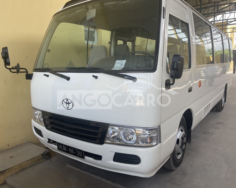 Toyota Coaster 2015 (Diesel) - Angocarro