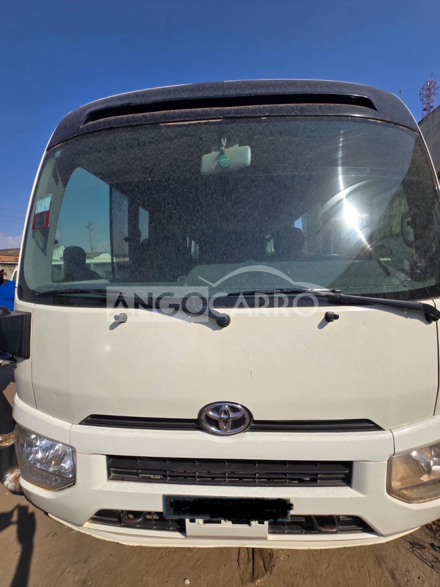 Toyota Coaster 2017 (Diesel) - Angocarro