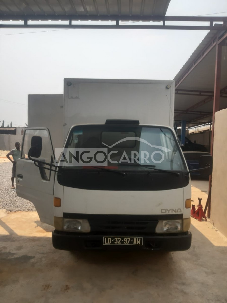 Toyota Dyna 2006 (Diesel) - Angocarro
