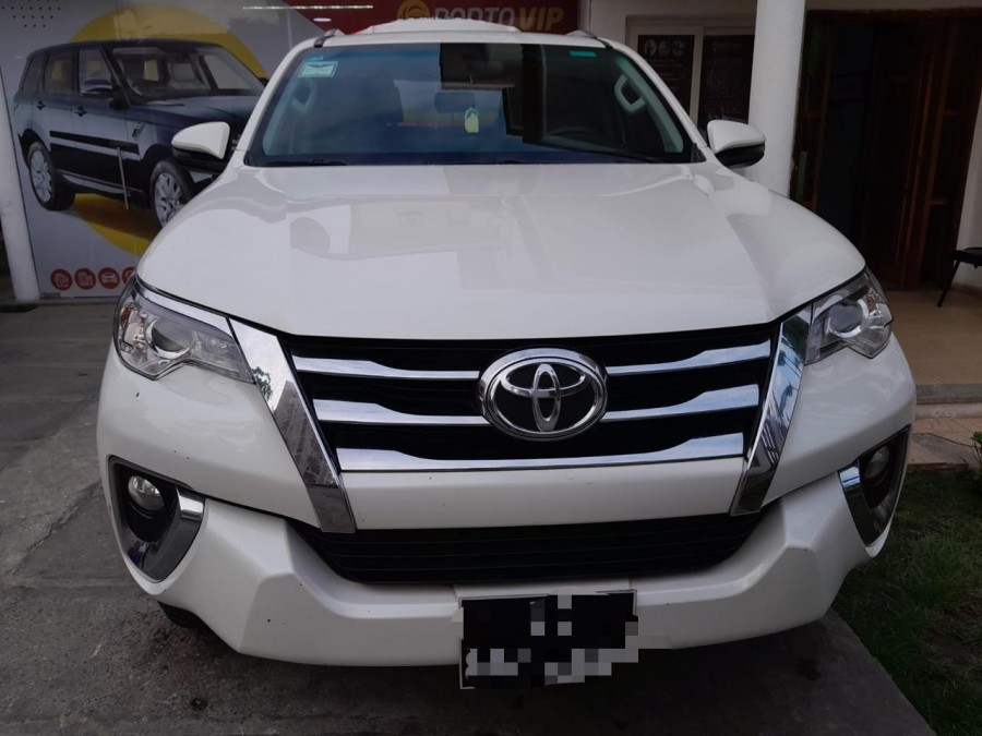 Toyota Fortuner 2019 (Gasolina) - Angocarro