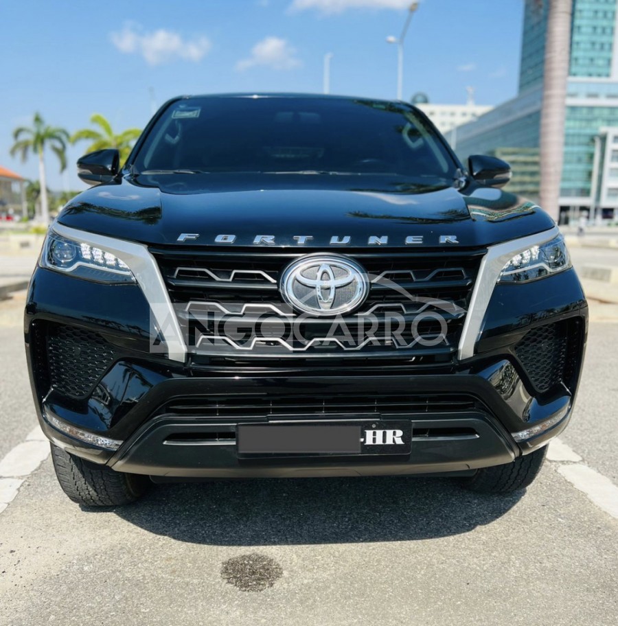 Toyota Fortuner 2019 (Diesel) - Angocarro