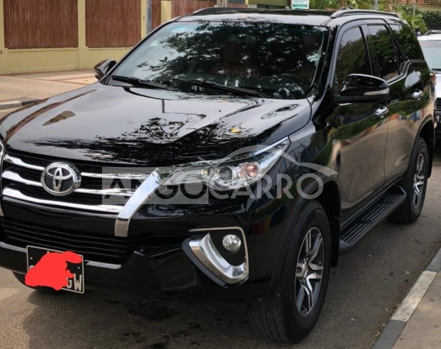 Toyota Fortuner 2019 (Gasolina) - Angocarro