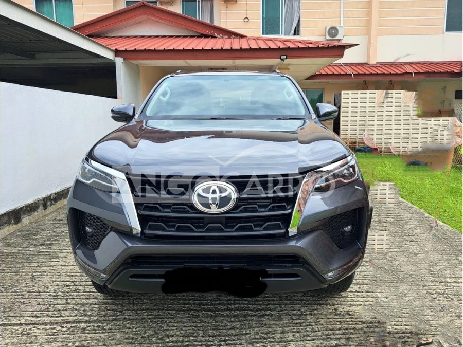 Toyota Fortuner 2022 (Diesel) - Angocarro