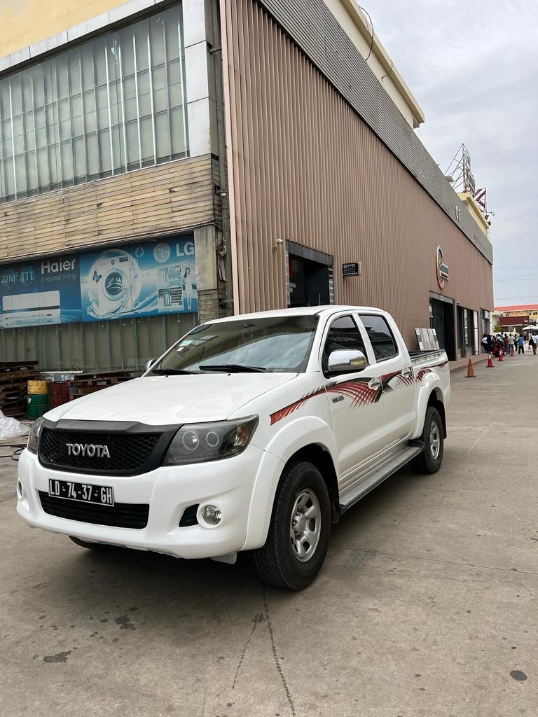 Toyota Hilux 2016 (Diesel) - Angocarro