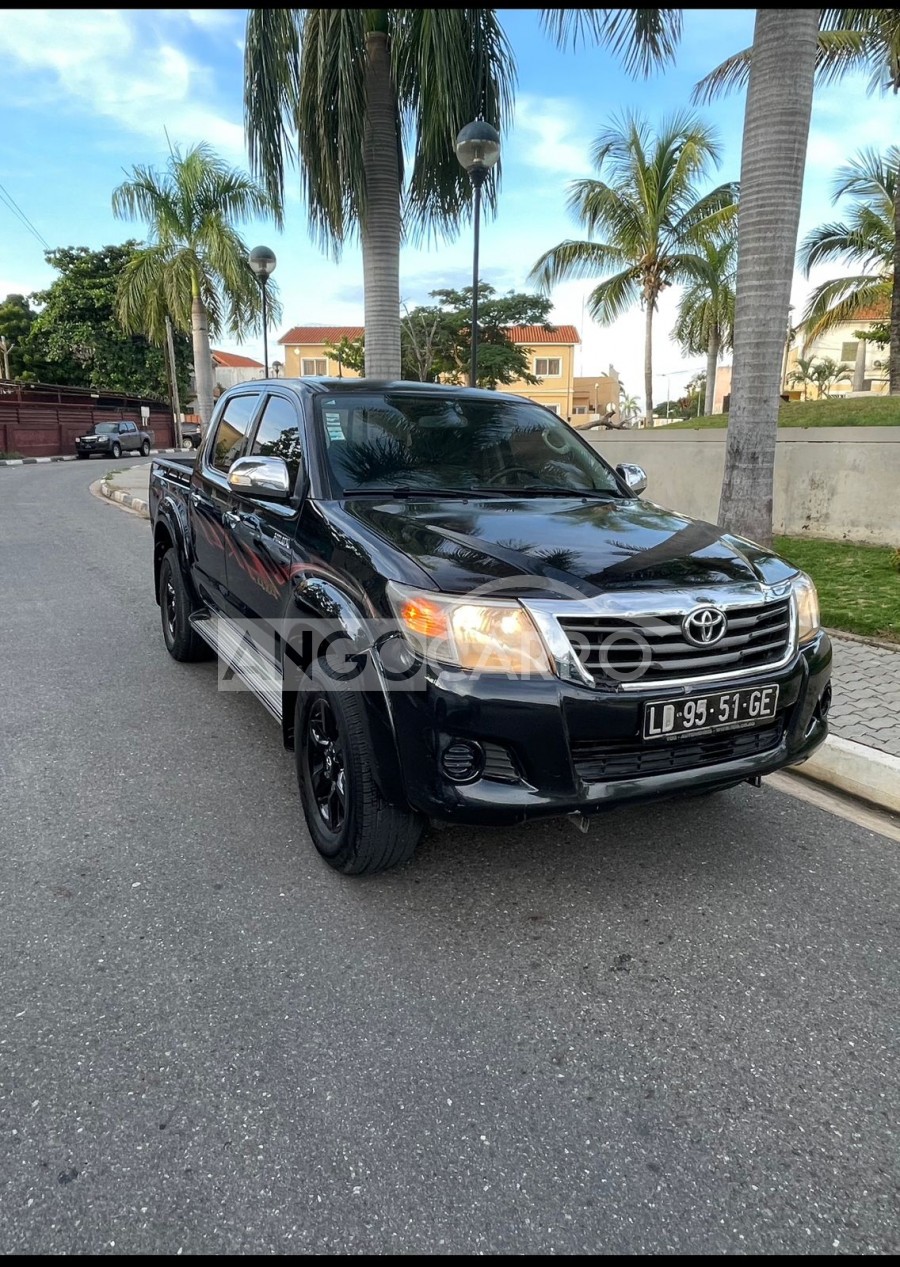 Toyota Hilux 2016 (Diesel) - Angocarro
