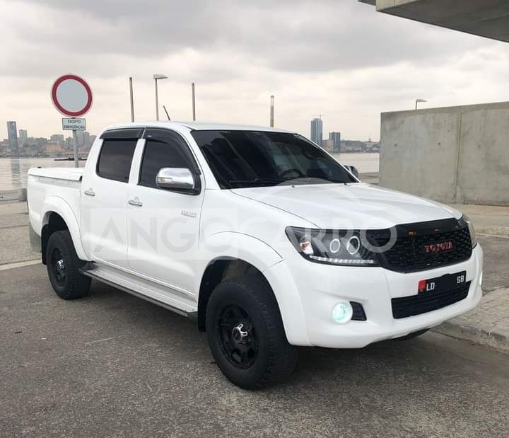 Toyota Hilux 2016 (Diesel) - Angocarro