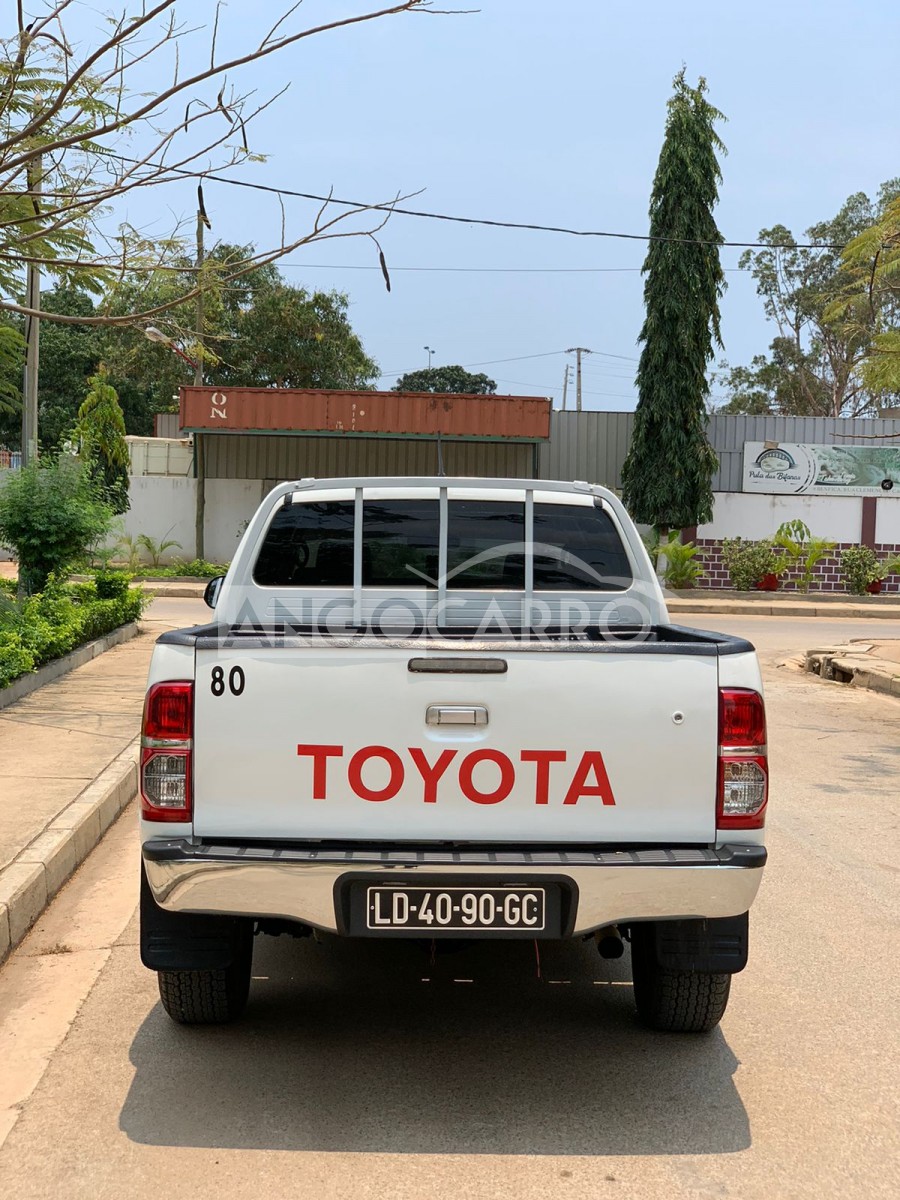 Toyota Hilux 2016 (Diesel) - Angocarro