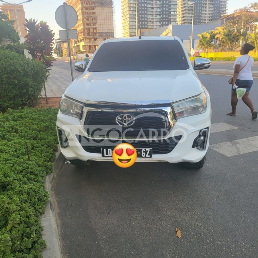 Toyota Hilux 2016 (Diesel) - Angocarro