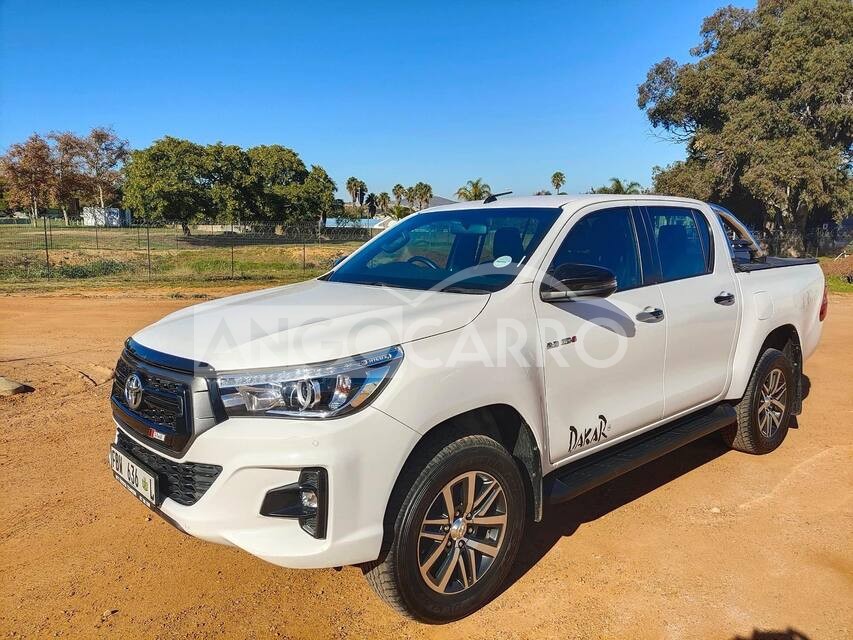 Toyota Hilux 2019 (Gasolina) - Angocarro